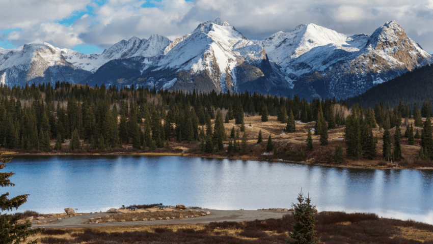7 Impressive Lakes In Colorado Worth Exploring With Tips & Accommodations